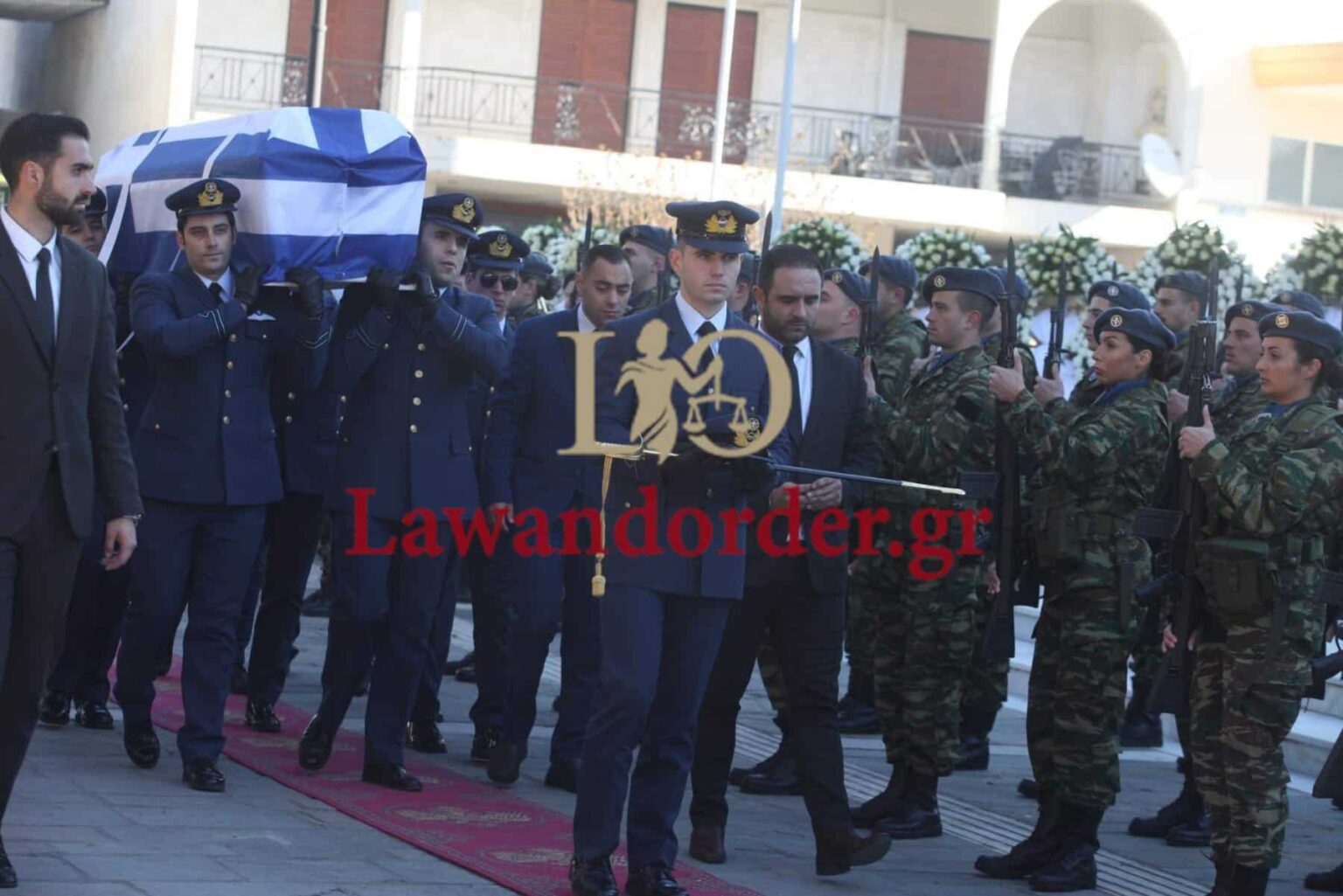 Τρίπολη: Συγκίνηση στο τελευταίο «αντίο» του Υποσμηναγού Μάριου-Μιχαήλ ...