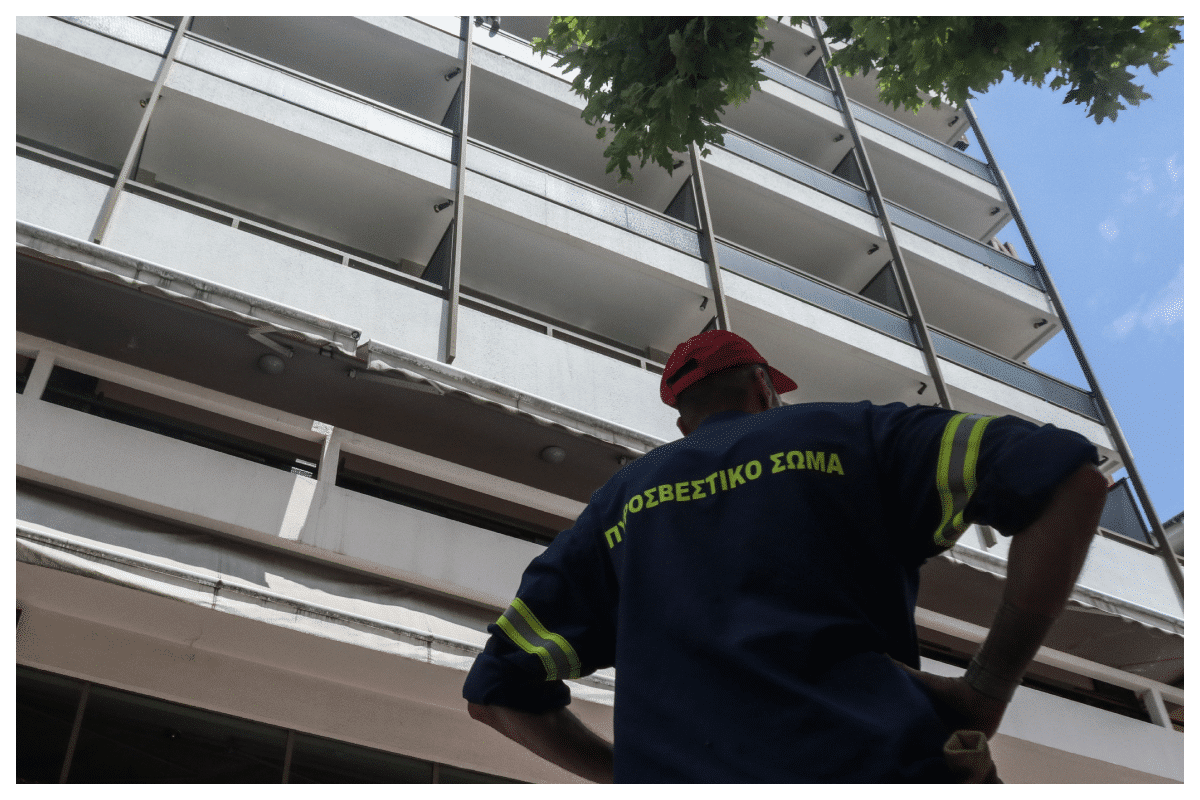 Θεσσαλονίκη: Πτώση γυναίκας από τον τρίτο όροφο πολυκατοικίας ...