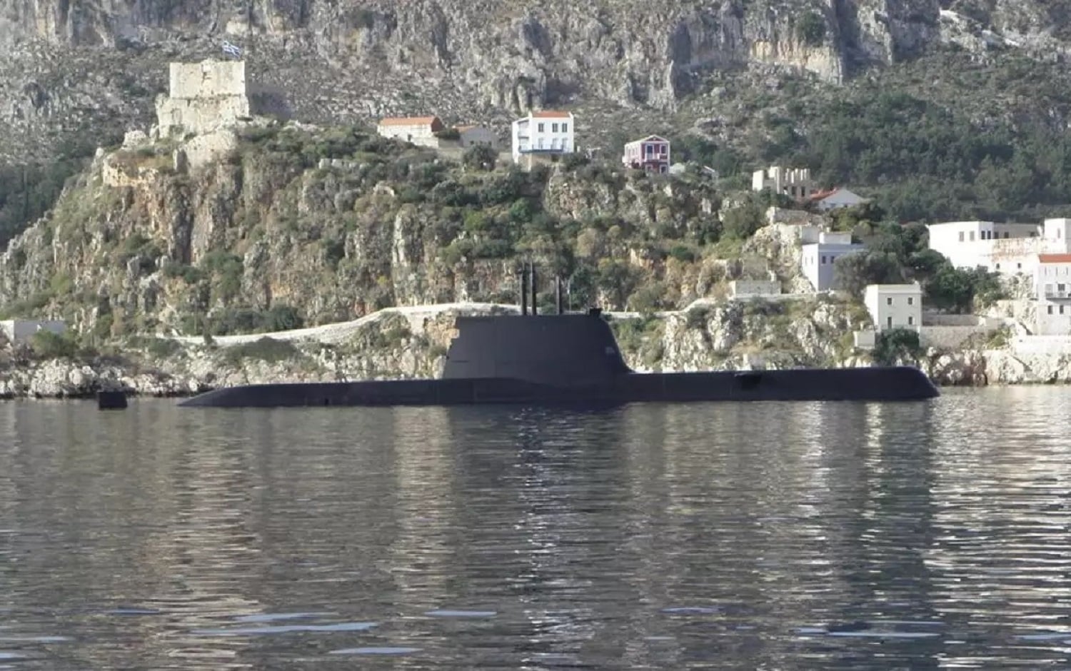 Πολεμικό Ναυτικό: Μέσα στο καλοκαίρι οι πρώτες τορπίλες SeaHake Mod4 ...