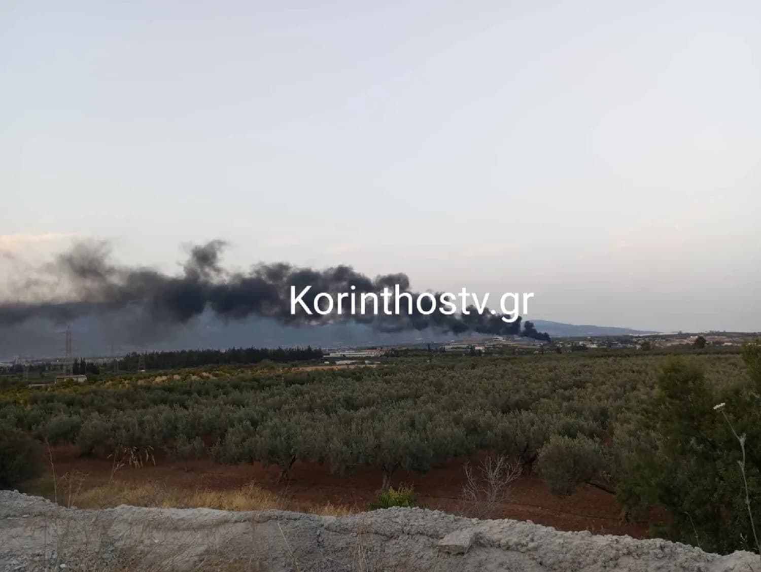 Φωτιά σε καταυλισμό Ρομά στην Κόρινθο: Ατμόσφαιρα αποπνικτική στην πόλη ...