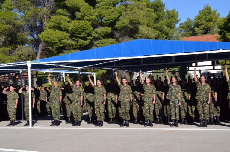 Αλλάζουν όλα στη στρατιωτική θητεία: Νέο καθεστώς για Ι5, απόδημους ...