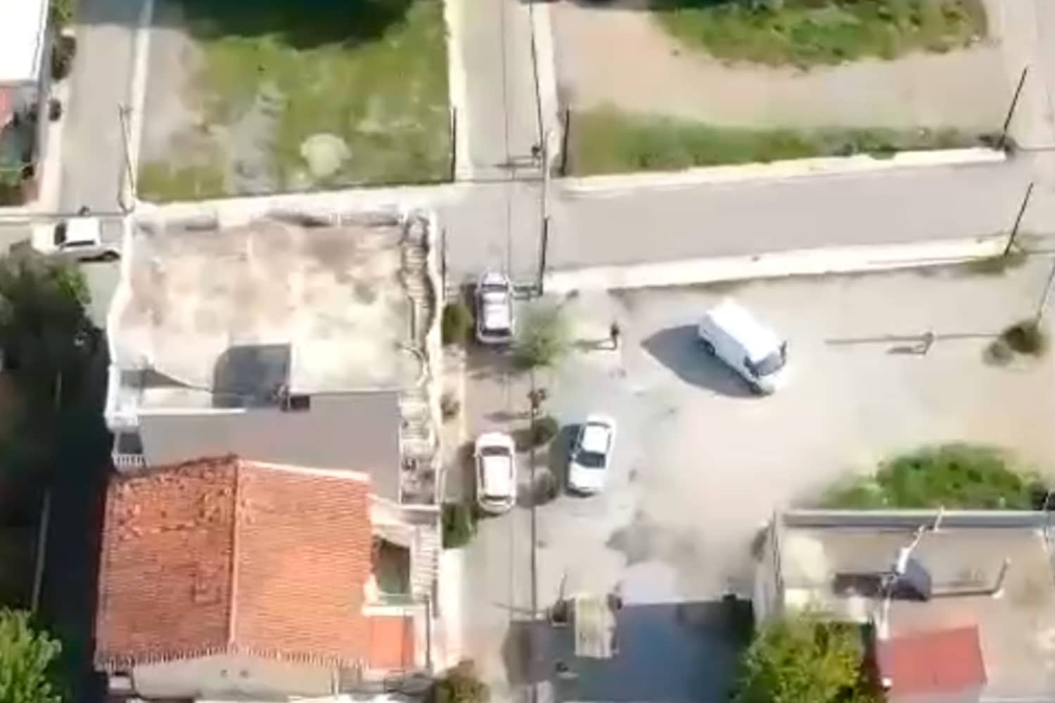 Εφοδος της ΕΛ.ΑΣ. σε τέσσερα «σπίτια-καταστήματα» ναρκωτικών στα Άνω ...